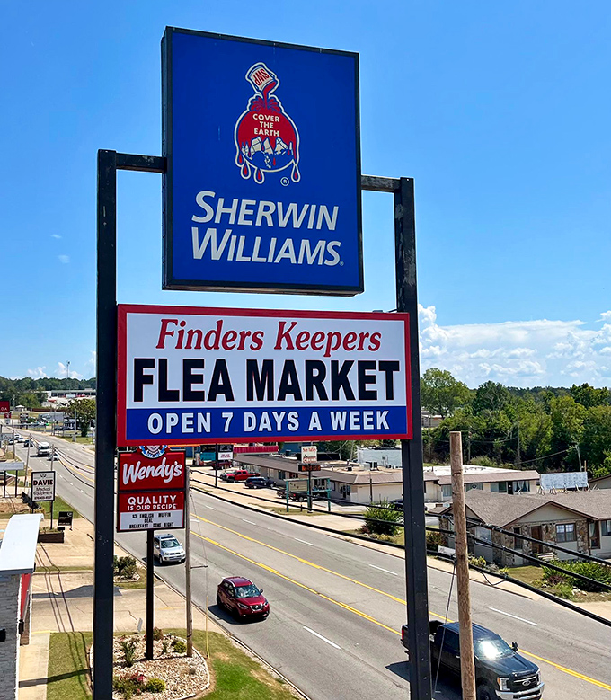 Open seven days a week because treasure hunting waits for no weekend. The sign says it all!