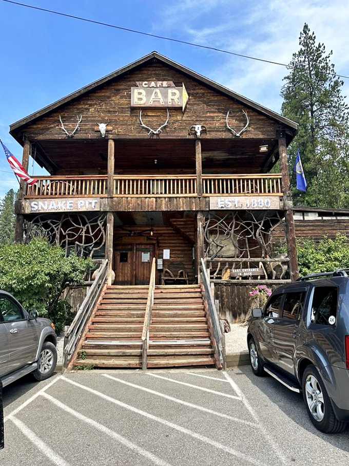 With antlers adorning the entrance, this historic log cabin promises – and delivers – a carnivorous adventure worthy of Teddy Roosevelt himself.