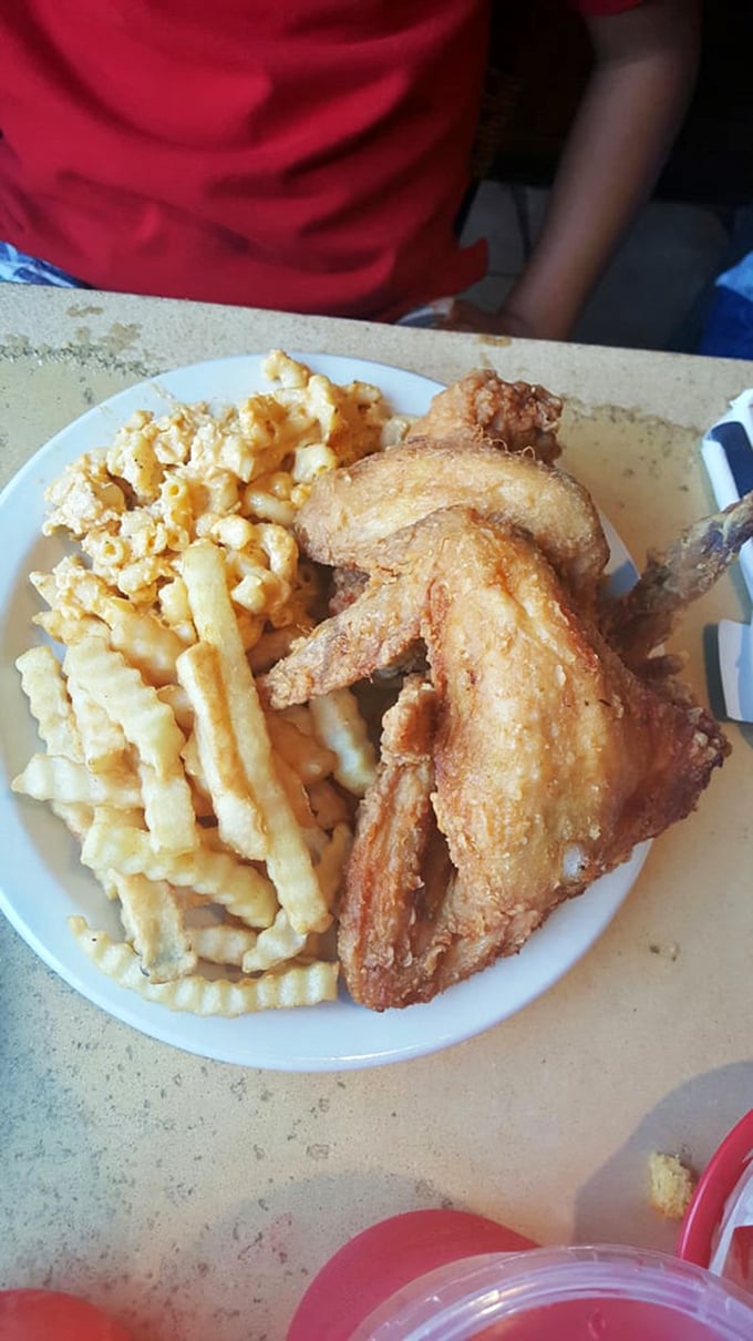 When your chicken, fries, and mac and cheese look like this, you know you've made excellent life decisions today.