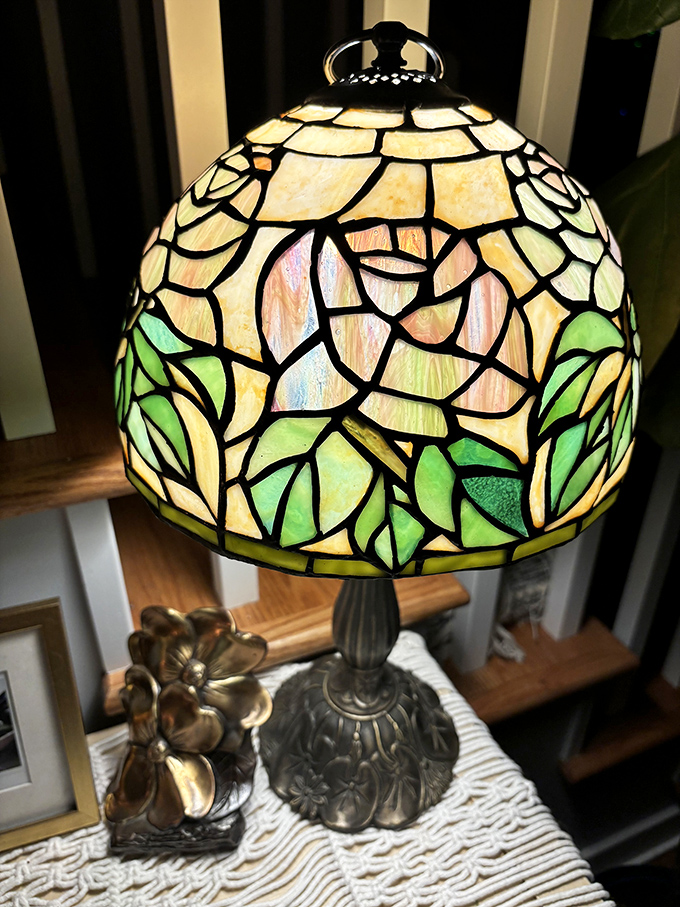 Tiffany would tip his hat to this stained glass beauty. The warm glow transforms any room into a sunset-dappled sanctuary.