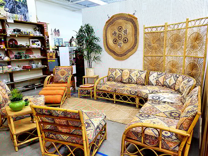 Rattan paradise! This mid-century sectional is what happens when the Brady Bunch meets Gilligan's Island in the best possible way.