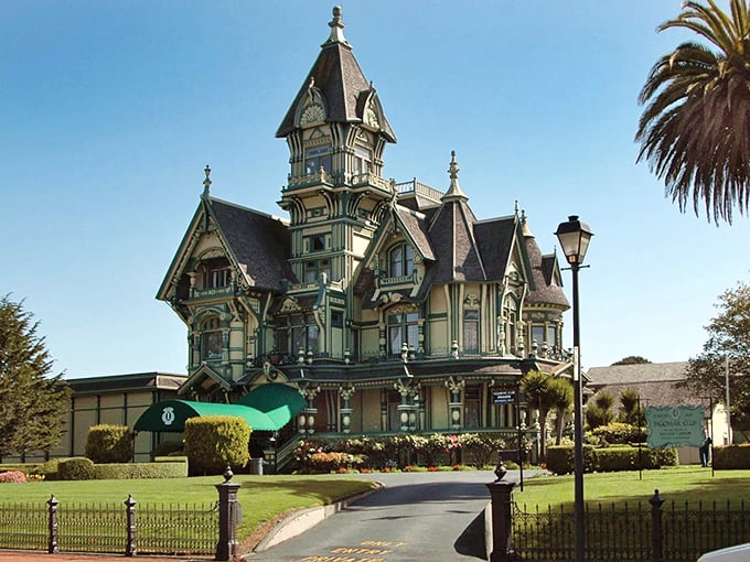 The Carson Mansion in nearby Eureka offers Victorian splendor that would make even Downton Abbey's residents a touch envious.