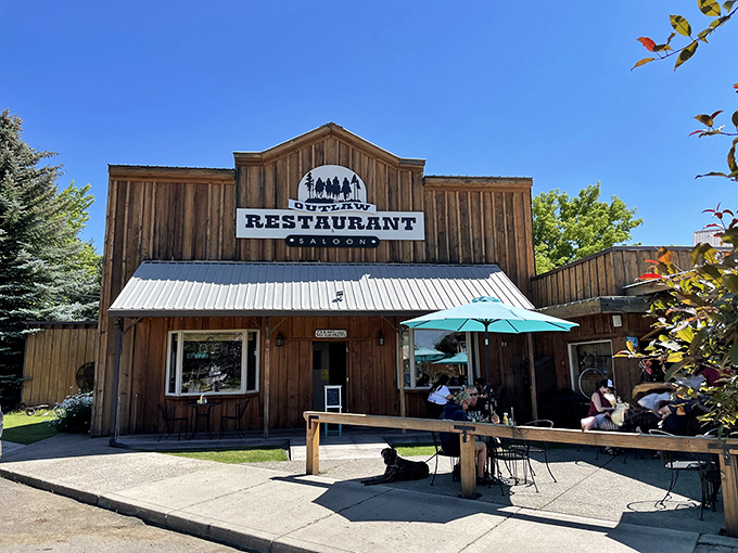 The Outlaw Restaurant serves up Western charm by the plateful&mdash;their wooden fa&ccedil;ade and outdoor seating practically demand you order something hearty.
