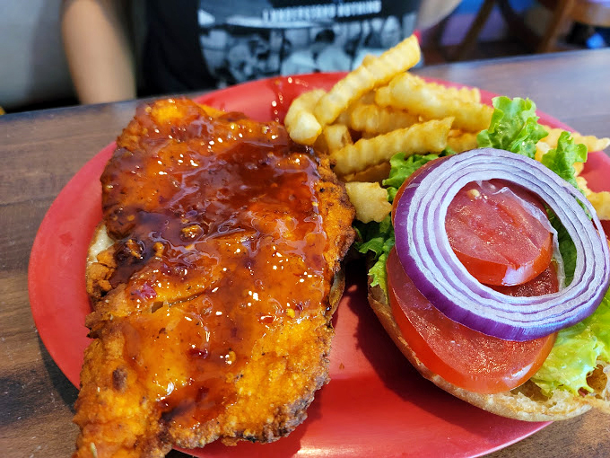 Southern-style chicken that's dressed up and ready to party, with a side of fries that refused to be upstaged.