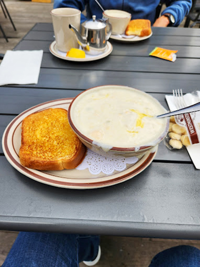 A sprinkle of herbs, a dash of paprika, and a bowl of chowder so good you'll contemplate moving to Newport permanently.