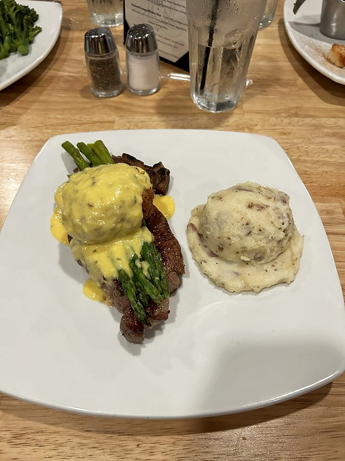 When steak meets Hollandaise, it's not just a meal, it's a romance novel your taste buds can't put down &ndash; rich, indulgent, and utterly satisfying.