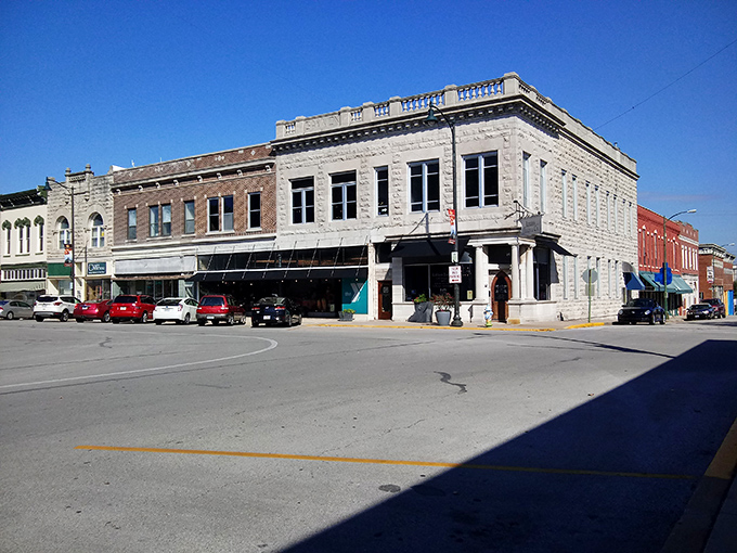 Carthage's downtown square boasts the architectural equivalent of your grandfather's Sunday best &ndash; dignified, classic, and slightly ornate.