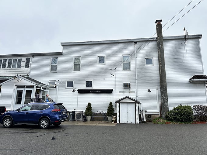 Lynwood Cafe: "Behind that unassuming awning lies pizza that's inspired marriage proposals, family traditions, and the occasional religious experience."