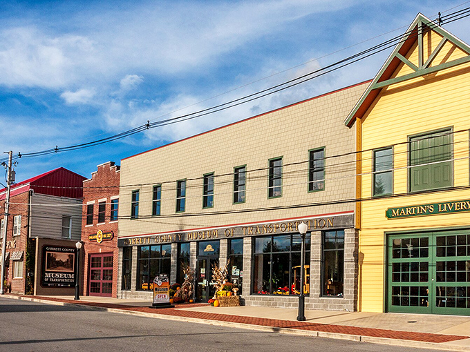 Oakland: Charming storefronts that look like they're competing for a "Most Adorable Small Business" award. Everyone's winning.