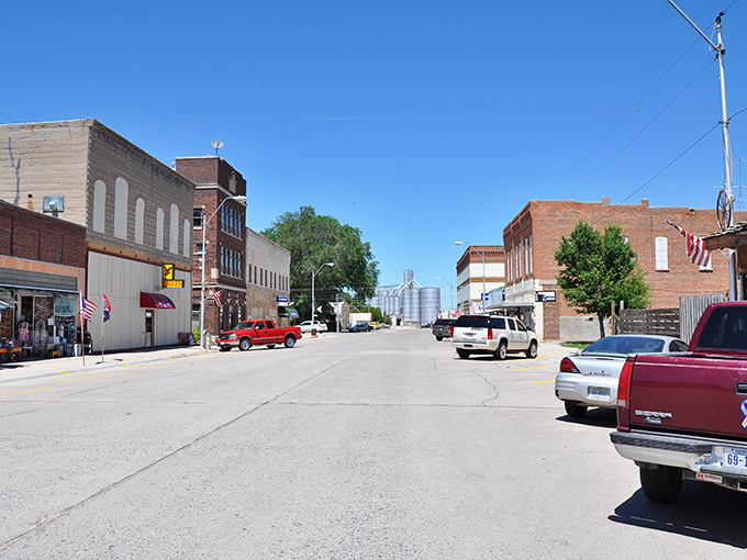 Where Nebraska meets the Wild West &ndash; Crawford's main street has seen cowboys, soldiers, and plenty of prairie tales. 