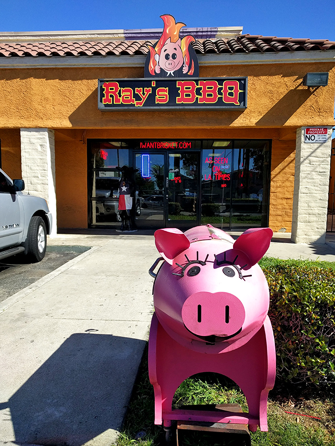 Ray's BBQ: The pink pig smoker isn't just cute &ndash; it's a warning sign that you're about to encounter barbecue that ruins lesser versions forever.