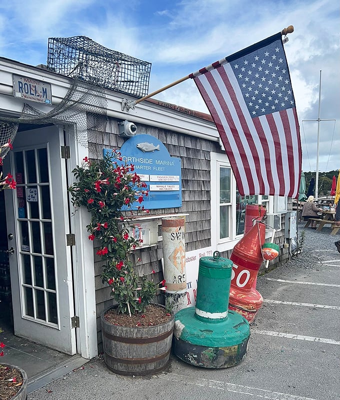 The nautical decor isn't for show&mdash;it's because the seafood here jumped from boat to plate faster than you can say "delicious."