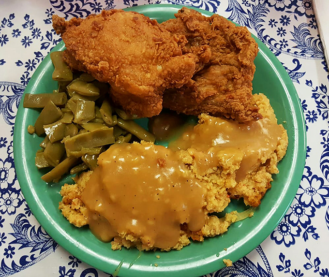 Sweet tea in the background, pickled beets standing by&mdash;this chicken doesn't need backup dancers, but they sure make a beautiful chorus.