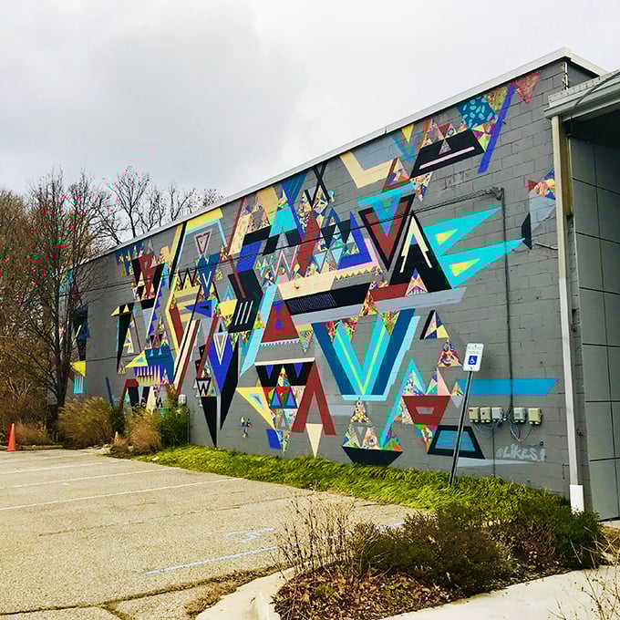 Art thrives on Saugatuck's walls! This vibrant mural at the Saugatuck Center for the Arts proves creativity isn't just welcomed here—it's splashed boldly across the town.