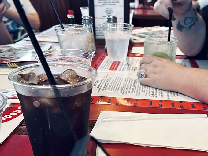 Bottomless sodas in plastic cups&mdash;because when seafood is this good, crystal stemware would just be showing off.