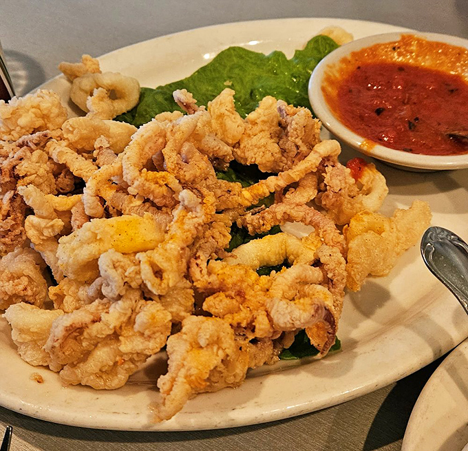 Calamari that crackles with each bite&mdash;no rubber bands here! The perfect vehicle for that vibrant marinara sauce.