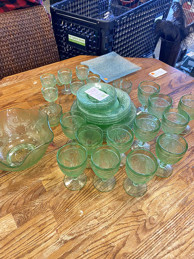 Depression glass paradise! This vintage green glassware collection is begging to host your next cocktail hour or Sunday brunch mimosa fest.