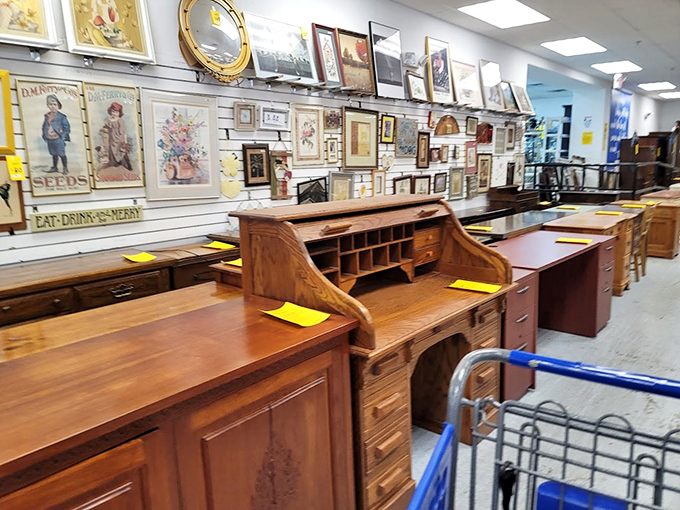 Dining tables dressed with artificial plants wait like blind dates with good personalities&mdash;solid, dependable, and ready to support your family gatherings. 