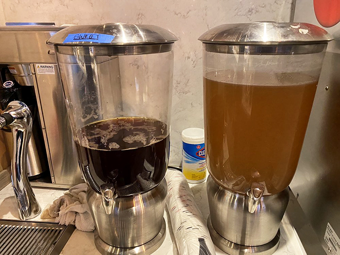 Sweet tea so authentic it practically has a Southern accent. One sip and you'll be saying "y'all" unironically.