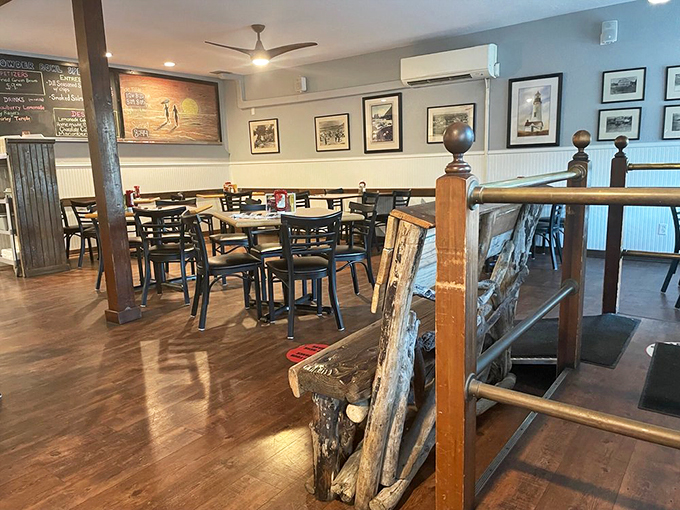 No designer chairs or Edison bulbs here—just honest wood, comfortable seating, and the promise of a meal worth remembering.