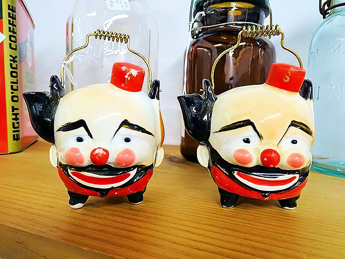 Clown kettles that somehow straddle the line between utterly charming and slightly terrifying&mdash;just like childhood memories of the circus.