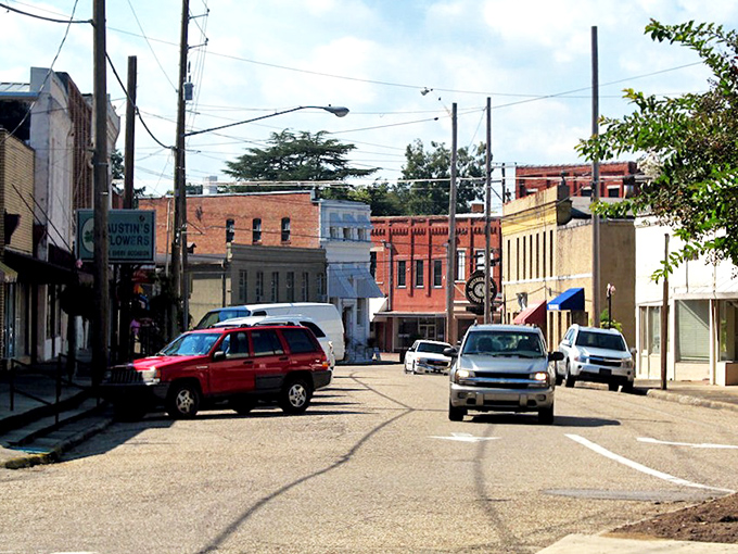 Wetumpka's colorful downtown: where meteor-induced geography created the perfect setting for small-town charm.