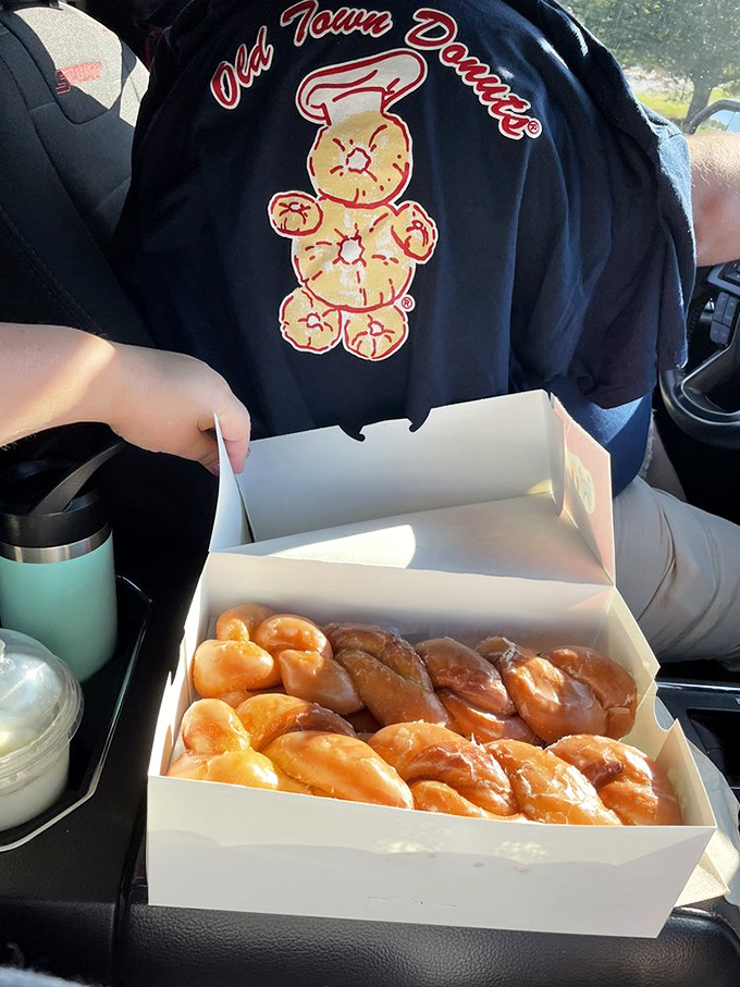 Every donut style has a story to tell in this magnificent box. It's like Noah's Ark, if Noah collected only perfect pastries.