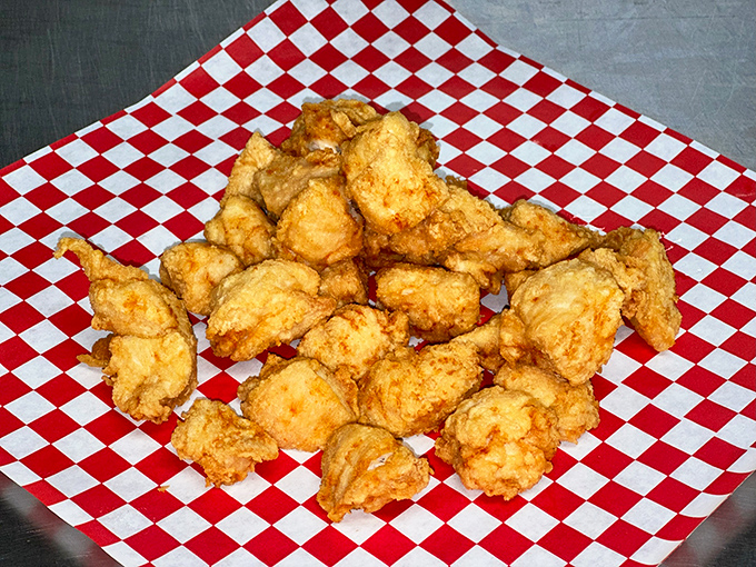 Bite-sized pieces of chicken perfection that prove good things really do come in small packages&mdash;especially when they're perfectly seasoned.
