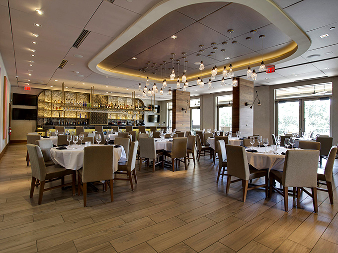 The dining room: where lighting designers and interior decorators conspired to make everyone look 10 years younger while eating 10-year-aged beef.