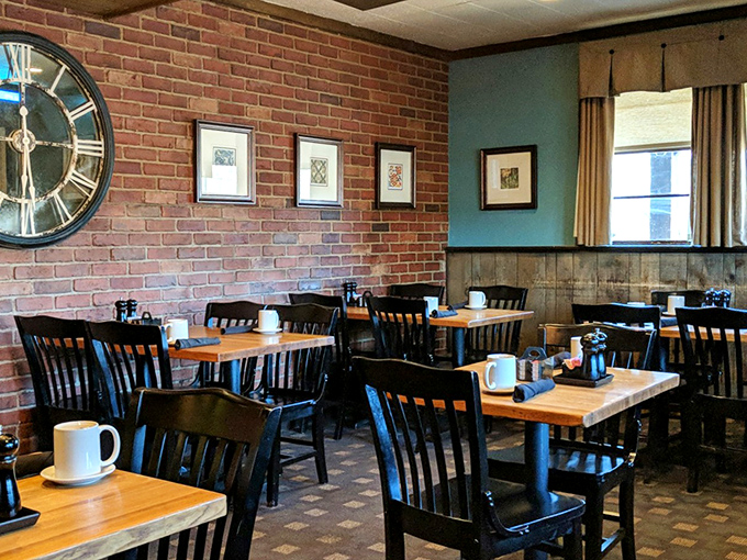 Exposed brick walls, wooden chairs, and a giant clock that reminds you it's always time for good food&mdash;dining room perfection.