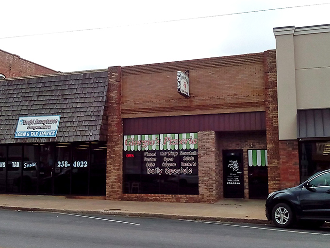 Giorgio's Pizzeria brings a slice of Italian comfort to Chandler's main drag, where neon signs promise hot meals in a hometown setting.
