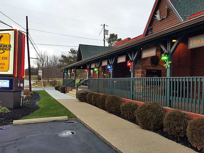 Timber Lodge looks like the kind of place where Paul Bunyan might stop for a steak after a long day of axe-wielding.