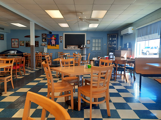 Blue walls and checkered floors create the backdrop for countless family meals and roadtrip pit stops &ndash; a dining room that feels like coming home.