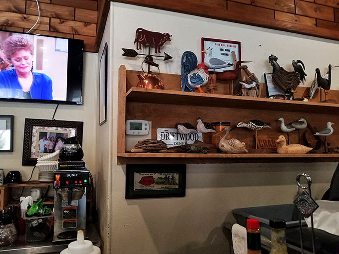 The shelves tell stories of local heritage through waterfowl decoys and maritime mementos&mdash;a museum where breakfast is served.