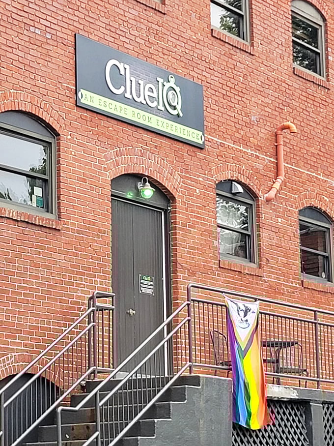 Clue IQ's escape room challenges you to use your brain for something other than remembering passwords and grocery lists.