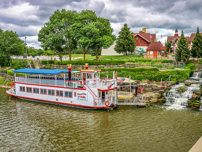 The Bavarian Belle Riverboat offers history with a splash. Nothing says "authentic Bavarian experience" quite like a Mississippi-style paddlewheel boat, right?