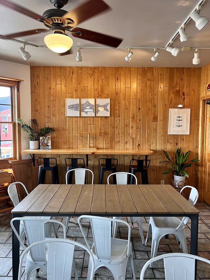 Warm wood paneling, simple furnishings, and fish artwork that doesn't try too hard&mdash;this is dining that puts the focus where it belongs: on the plate.