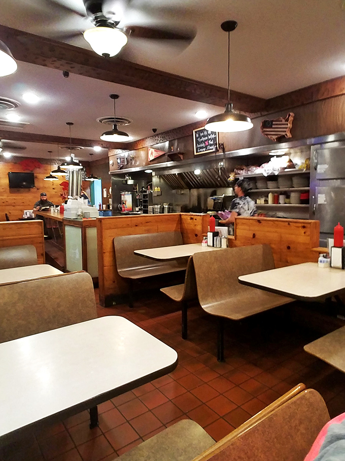 Empty booths waiting for the breakfast rush are like Broadway stages before the show &ndash; full of potential and promise.