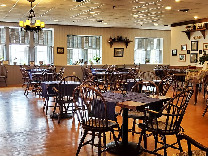 A dining room where conversations flow as smoothly as the service. Those Windsor chairs have supported generations of happy diners and their temporarily expanded waistlines.