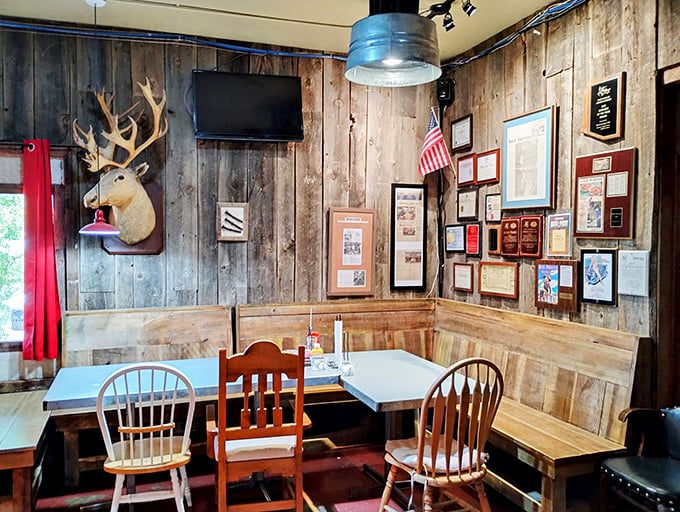 The dining room feels like your favorite uncle's cabin&mdash;if your uncle had impeccable taste in rustic Americana and comfort food.