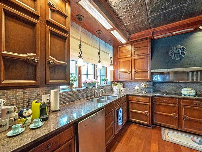 A kitchen fit for preparing royal feasts! Modern amenities blend seamlessly with old-world charm&mdash;no court jester required to operate appliances.