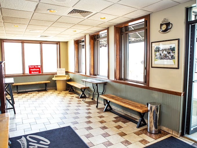 The waiting area&mdash;where anticipation builds and the aroma of brewing coffee promises good things to come. Worth every minute.