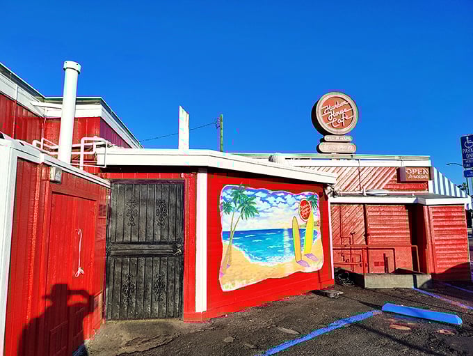 Harbor House Cafe: Fire-engine red with a beach mural&mdash;nature's way of saying "Hungry surfers turn here" for 24-hour comfort by the Pacific.