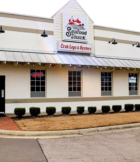 arkansas tiny seafood joint ftr