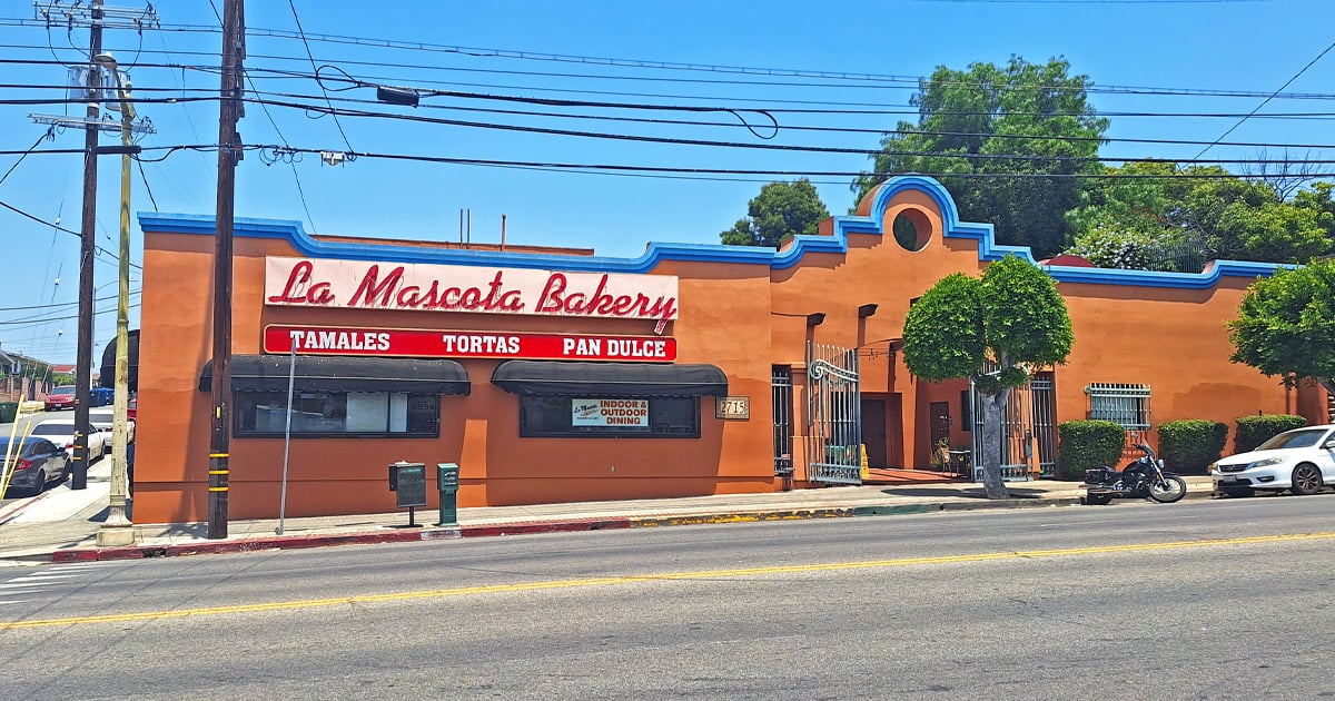 This Tiny Bakeshop In California Has Mouth-Watering Tamales Known ...