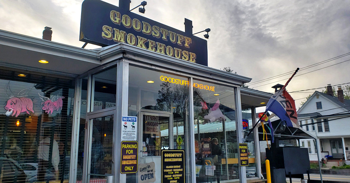 The No-Frills Restaurant In Massachusetts That Locals Swear Has The ...