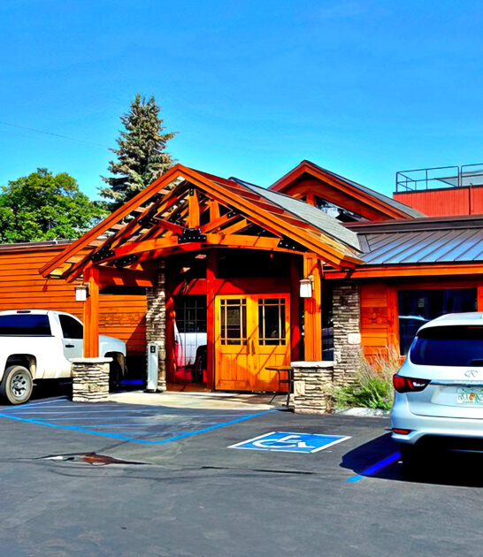 best seafood restaurant michigan ftr