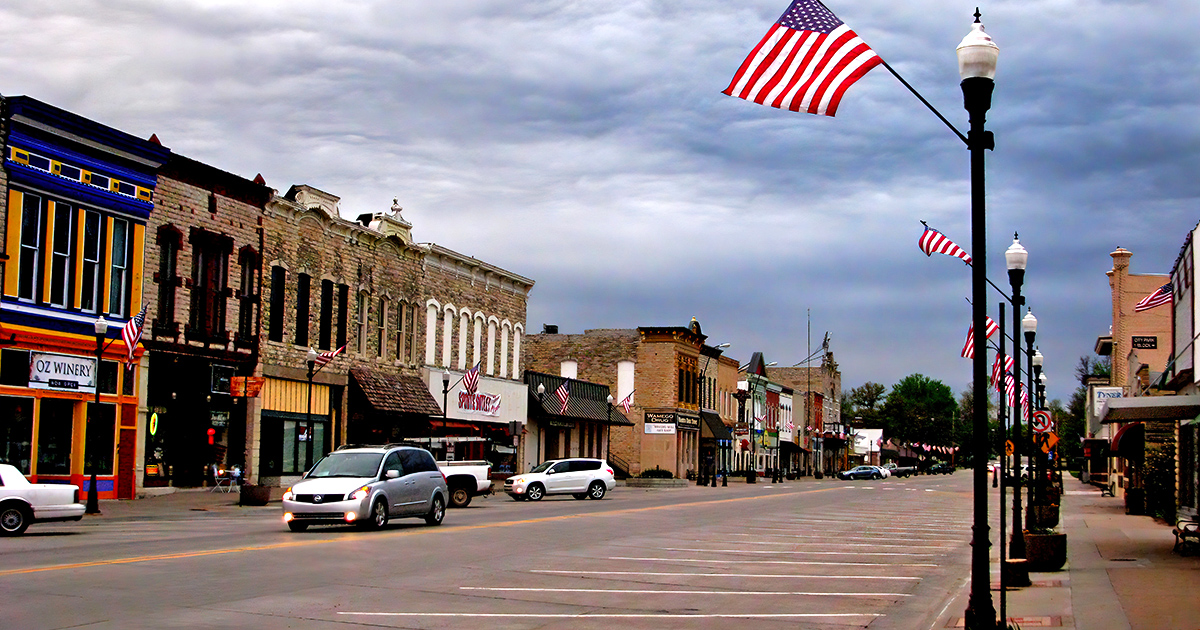 8 Breathtaking Day Trips In Kansas Your Family Will Be Talking About ...