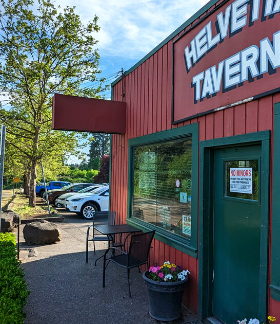 burger joint drive oregon ftr