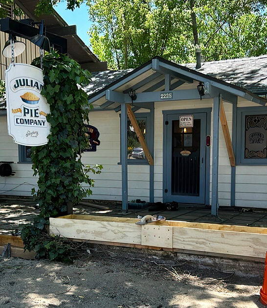 california strawberry rhubarb pies ftr